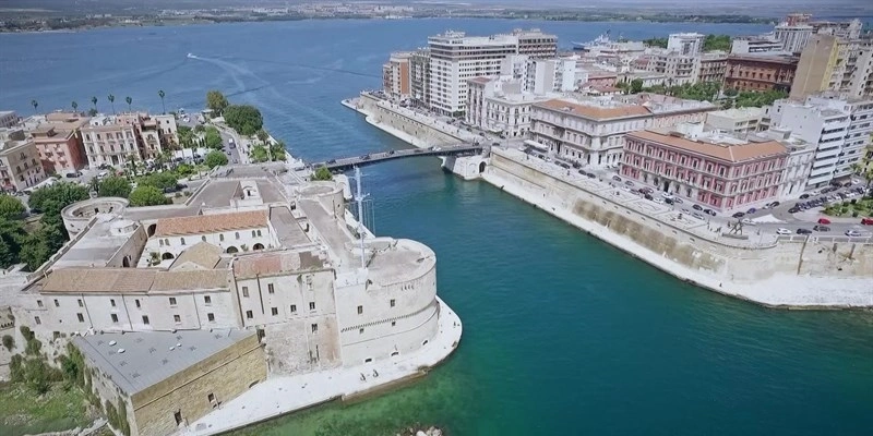 ViviWebTv - Taranto | Tra l’Appia antica e la via Francigena, Taranto ...