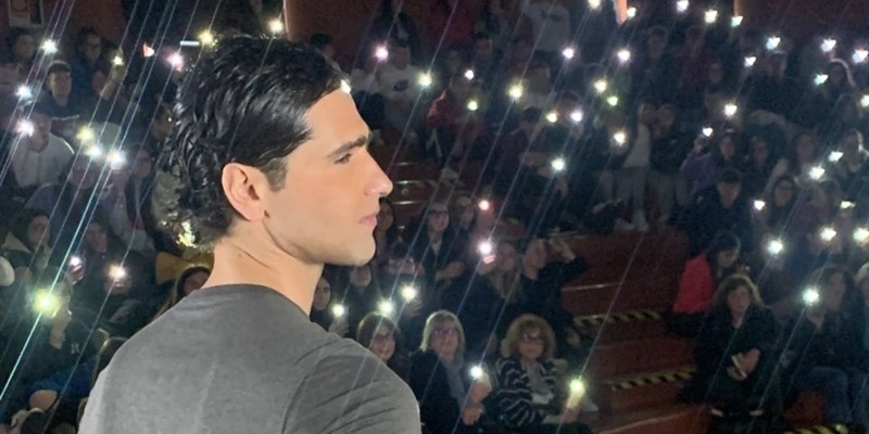 ViviWebTv - Mottola | Il top model Fabio Mancini ha incontrato gli ...