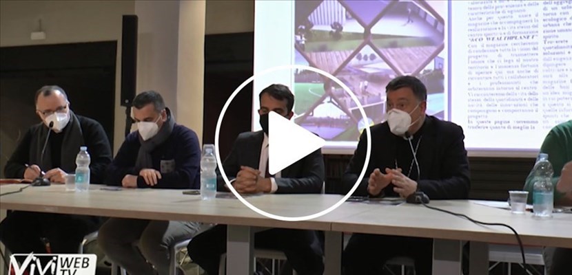 ViviWebTv - Castellaneta | Castellaneta saluta il suo cittadino ...